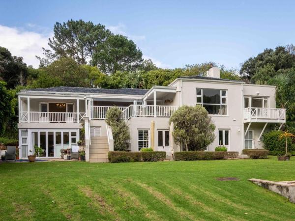 Unique Villa With Pool And Tennis Court - Claremont