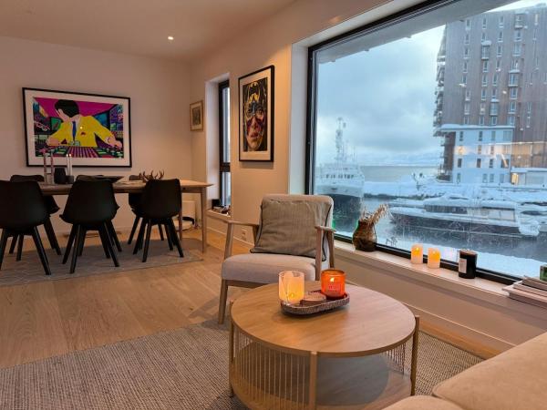 Luxury Panorama Apartment By The Sea With Northern Lights View - Tromsø