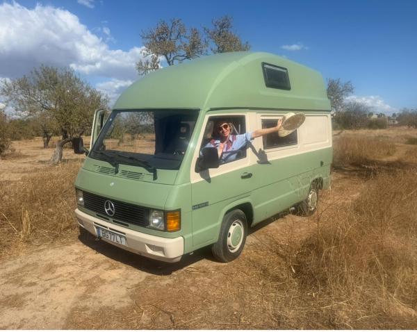 Rent A Blue Classics's Campervan Mb100 Verde - Algarve - Portugal - Portimão