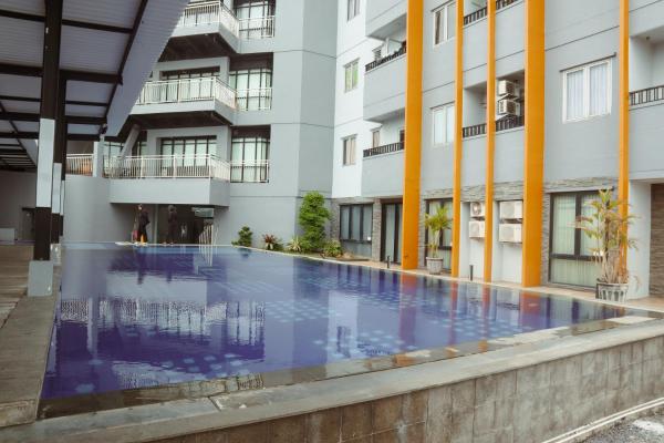Twin Tower Hotel & Residence - Surabaya