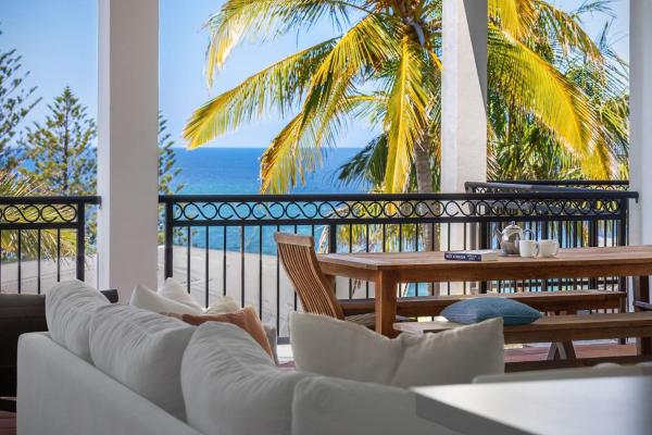 3 Hilltop Villas White Water Views From The Heart Of Sunshine - Noosa Heads