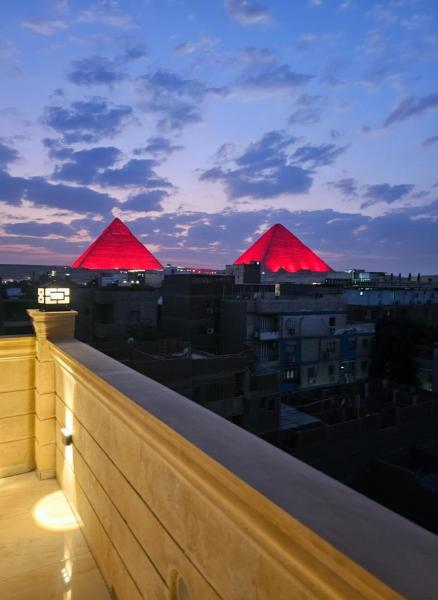 The Fourth Pyramid - Gizeh