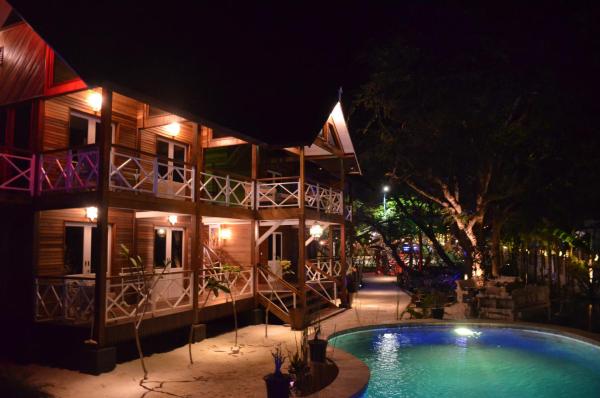 Serene Beach Villa - Gili-Inseln