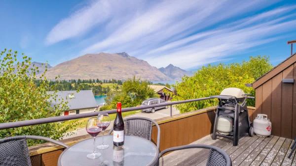 Earnslaw Central Views B - South Island