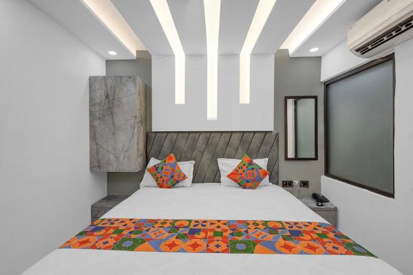 Yatri Nivas By Sarvjeet Foundation - Varanasi