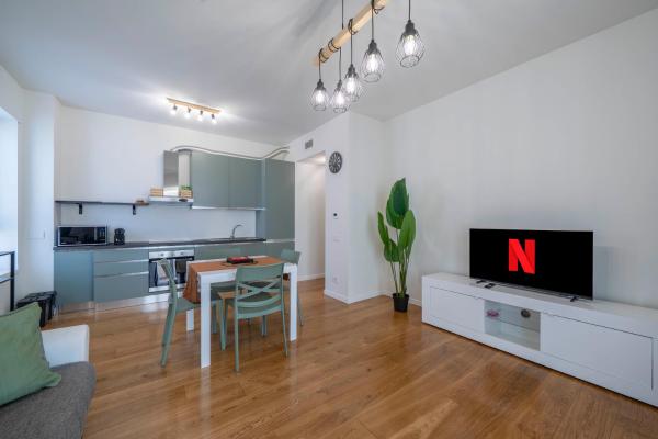 Elegant And Modern Apartment In Central Milan - Milan