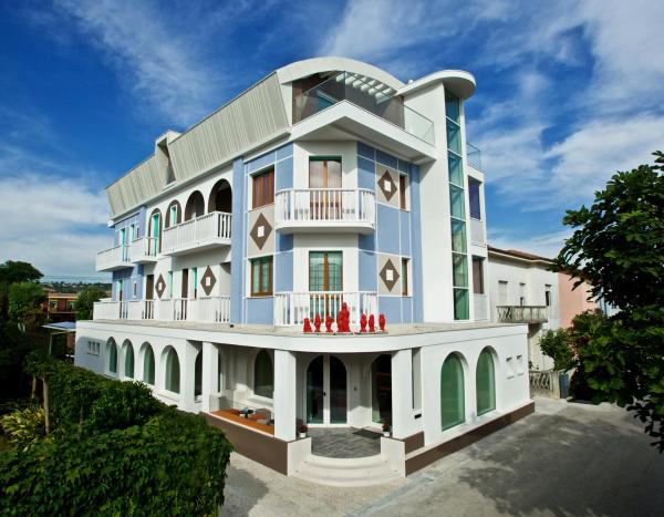 Hotel Biancaneve Wellness - 塞尼加利亞