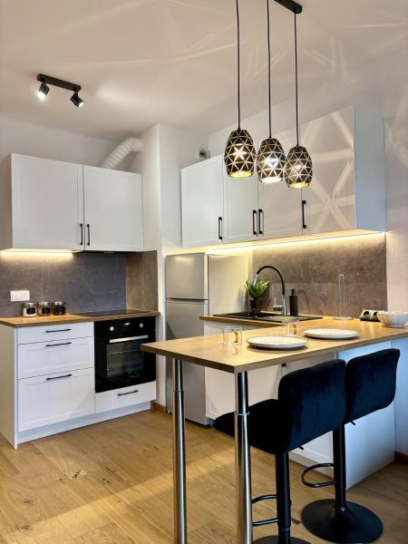 Komfort Włochy One-bedroom Apartment - Varsovia