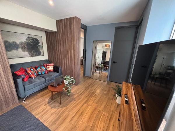 Modern Condo In Condesa, Iconic ÁMsterdam Avenue - Mexico City