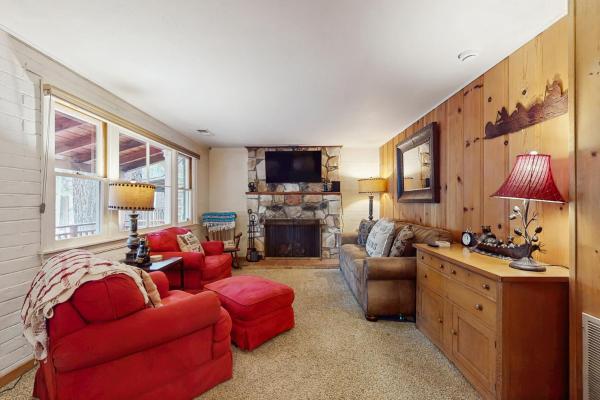 Basecamp On Aspen - South Lake Tahoe, CA