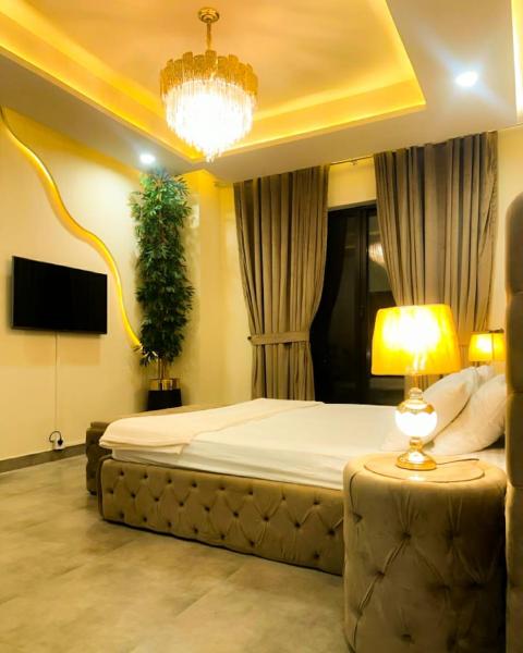 2bhk Fusion Loft - Jaccuzi - Cinema - Ps4 - Islamabad