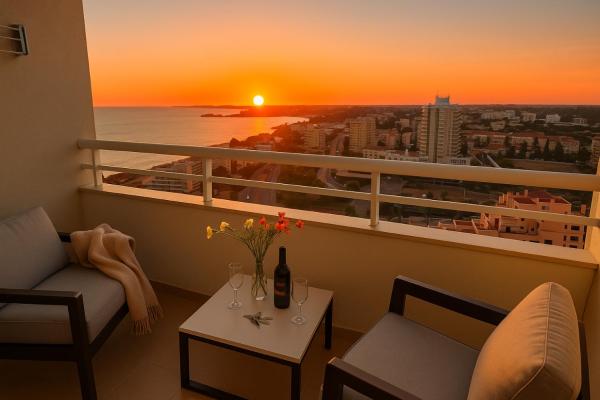 Sea View Apartment With Sunset & Pools - Portimão