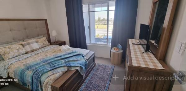 Quiet Room With Ensuite, Kitchenette, Veranda & Lake View - Armadale