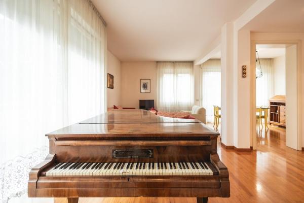 Royale Melody Apartment - Near The Historical Centre Of Ravenna - 拉溫那
