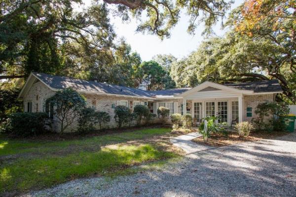 Pelican House - Jekyll Island, GA
