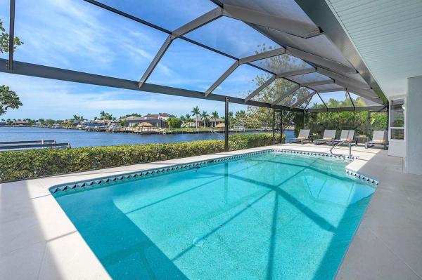 Mia Villa - Vacation Rental Near Cape Harbour - Sanibel Island, FL