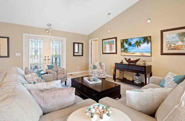 Peaceful Paradise - Sw Vacation Villa Near Cape Harbor - Sanibel Island, FL