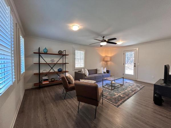 2 Br House In Alpharetta - Alpharetta, GA