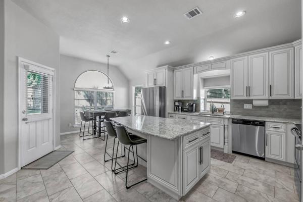 Aspen Drive - 컨로우