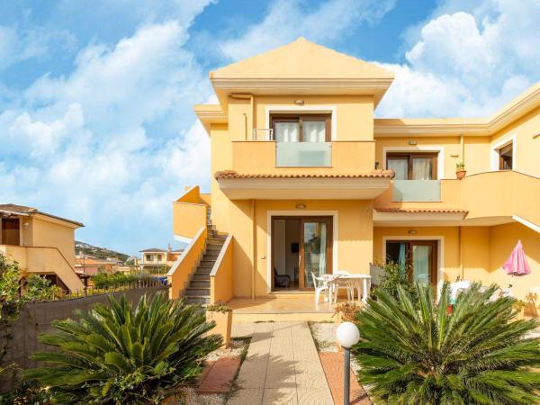 Apartment With Private Patio - Castelsardo