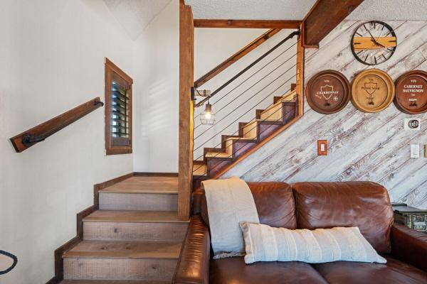 The Dogfish Dive Den! - Hernando Beach, FL