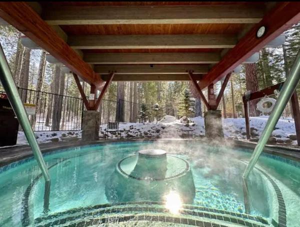 Northstar Resort 2br Condo With Rec Center Access - Tahoe Vista, CA