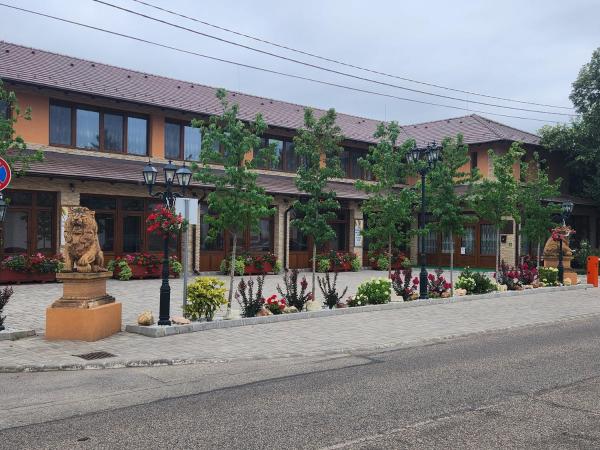 Vörös ÁLom Apartman Panzió - Hongrie