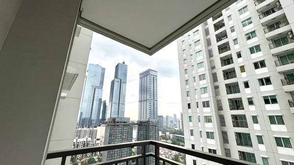 Good View At Thamrin Residence Apartment - Sarina