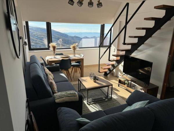 Duplex Reformado - Estrella - Sierra Nevada