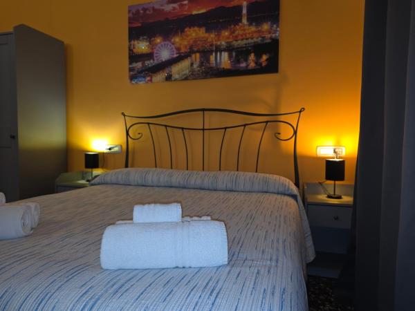 Affittacamere A Filippo's Room By The Sea - Genoa