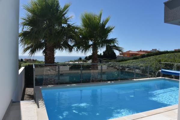 Modern Eingerichtete Neubauvilla Mit Privatpool Und Meerblick - Atalaia