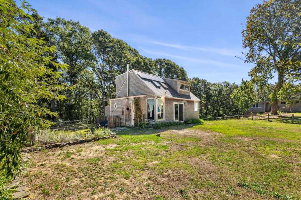 Tranquil Cozy Cottage Recently Renovated - Wellfleet, MA