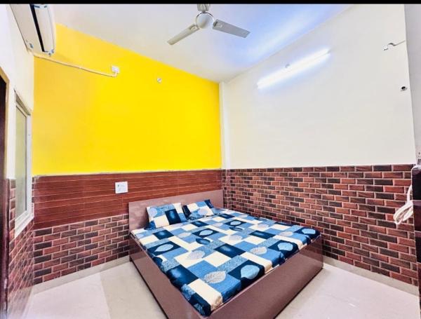 Shri Radha Ji Guest House - Vrindavan