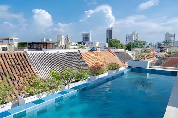 Casa Stella - Authentic Luxury Rooftop Pool - Cartagena, Colombia