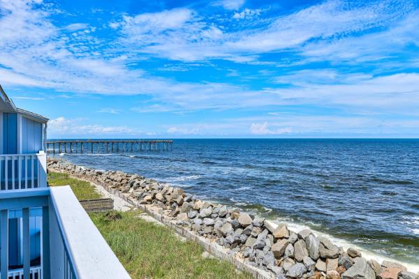 Pelicans Nest - Carolina Beach, NC