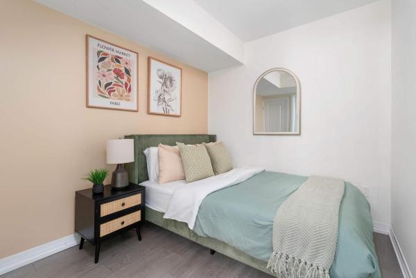 Chic 2br Condo Toronto Core Steps To Eaton Centre - Rosedale, ON, Canada