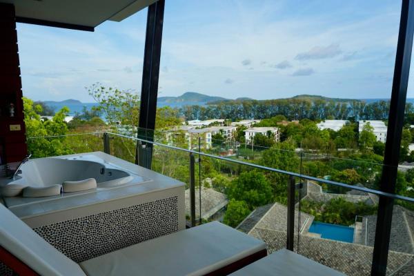 2 Bedroom Penthouse With Terrace And Great View! - Phuket district, Thailand