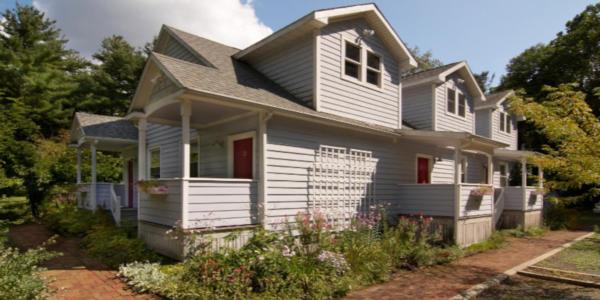 Catskill Rose Lodging & Dining - Phoenicia, NY