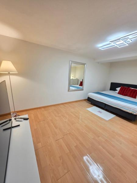 Hello Zimmer - Canton de Jura