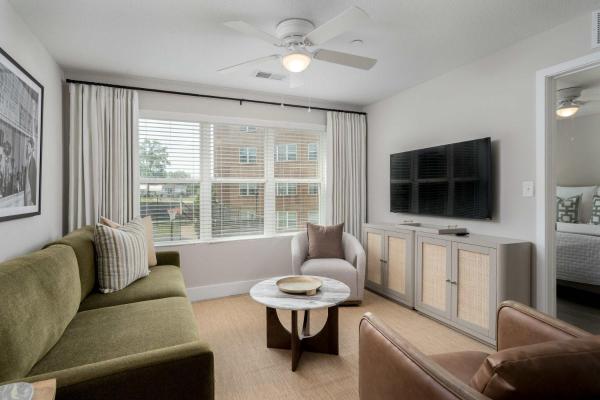 High Cotton - 3br 3ba Condo Near Ua With Pool & Gym - Tuscaloosa, AL