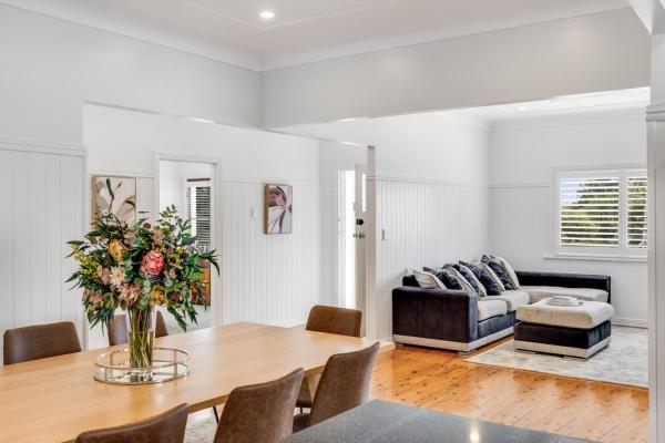 Botanic Breeze! Opposite Queens Park! - Toowoomba