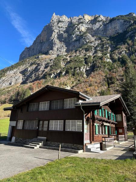 Waterfall Valley House In Lauterbrunnen - Lauterbrunnen