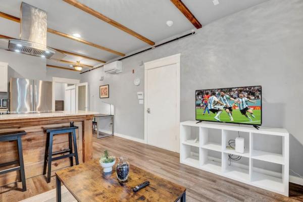 Downtown Action Work Play And Relax Stay - Tacoma, WA