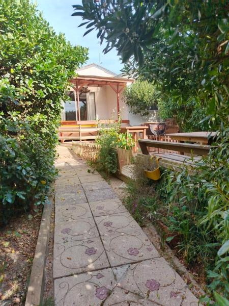 Cabaña Casona Hanga Roa - Algarrobo