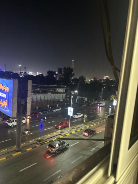 كورنيش النيل العجوزه بجوار مستشفي الشرطه وكفتريا نعمه - Cairo