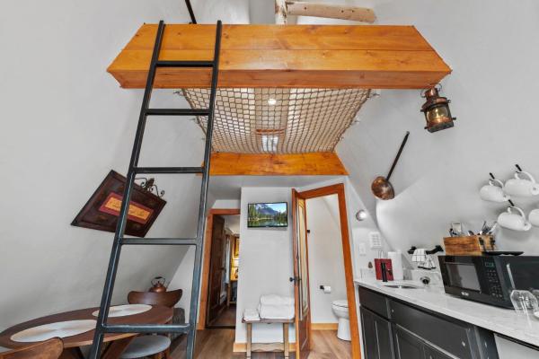 Timber Lodge #4 - Colorado