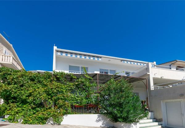 Apartments Antonio - Omiš