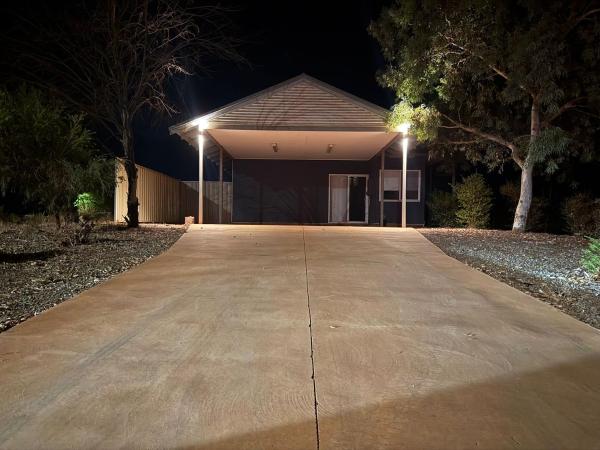 Newman Short Term Accommodation Rooms - Western Australia