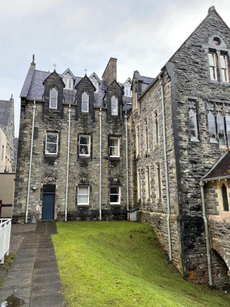 Moat House 1 - Loch Ness