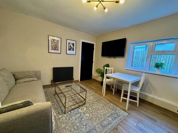 3 Bedroom Apartment In City Centre - Cardiff